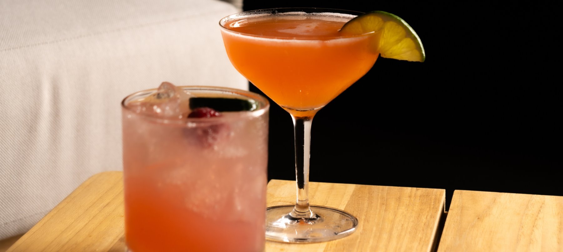 Home [www.parkestryrooftopbar.com]